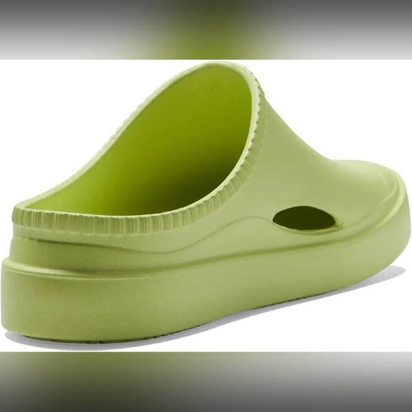 Hunter | Shoes | Hunter Inout Bloom Algae Foam Zesty Yellow Clog | Poshmark